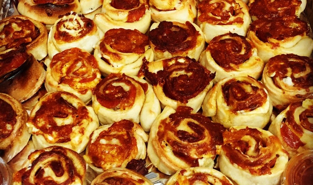 Max's Italian Restaurant & Pizzeria - Shell Sail Boat