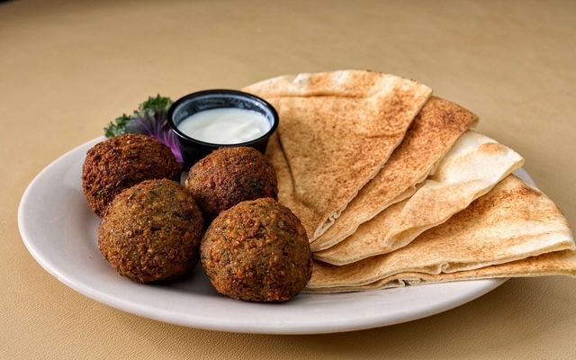 204 12th ST NW - Chocolate Peanut butter cheesecake