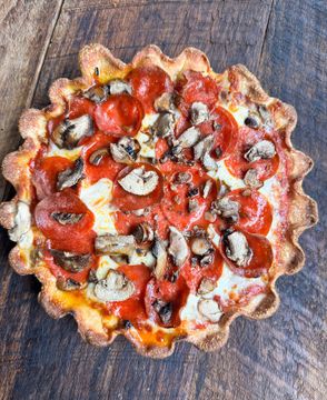 Zeppe's of Chardon - Sausage & Pepperoni Parmesan Pizza