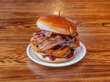 The Moonlighter - BBQ Burger