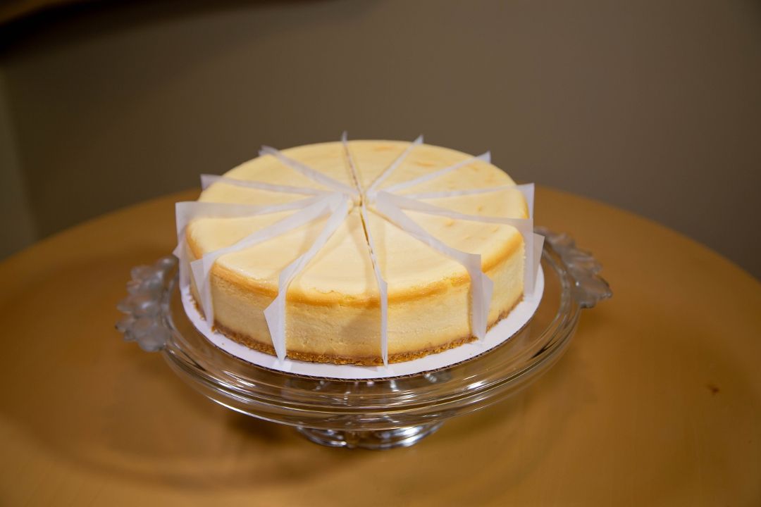 Hank's Cheesecake 1063 S Big Bend Blvd - 9in Double Chocolate