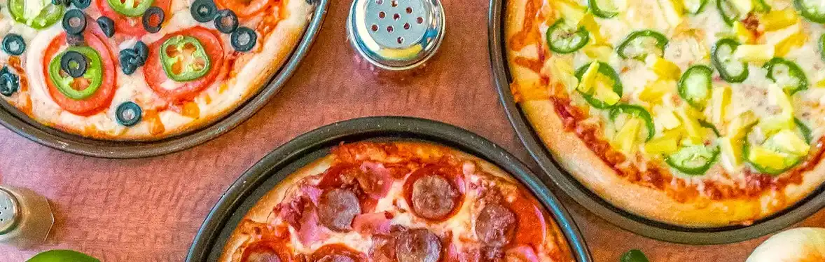Charlotte, NC - Hawaiian Pizza