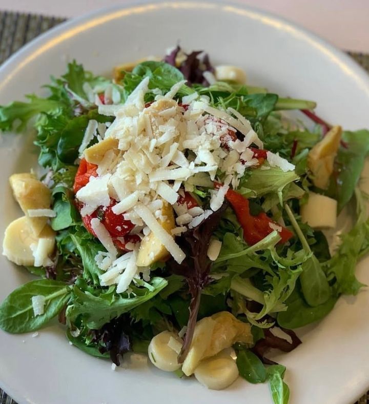 Glendale Pizzeria 1367 Stuyvesant Avenue - Large Hawaiian