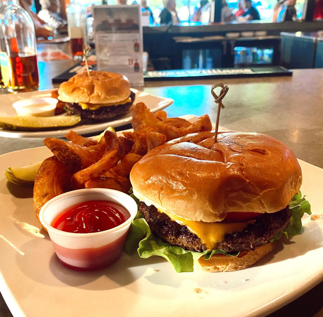 Classic Cheese Burger | Gander American Grill