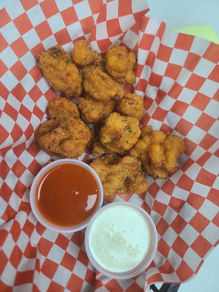 Miz Lola's Pizzeria & Grill - Flamingo | Toast