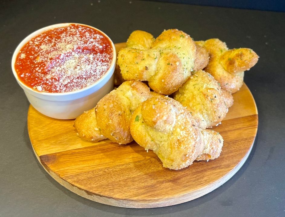 IL Primo Pizza & Wings Golden Gate - Extra Large 16" Cheese Pizza