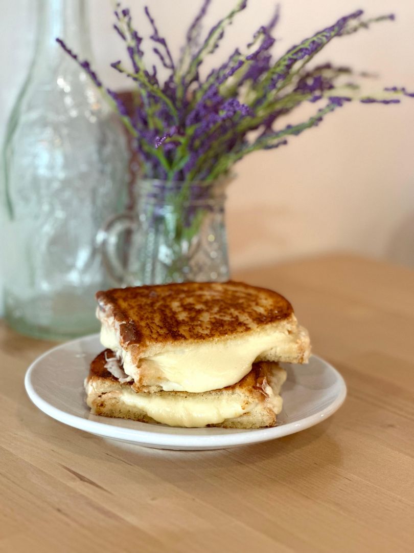 Sunny Cafe - Exeter 26 Water Street | Toast