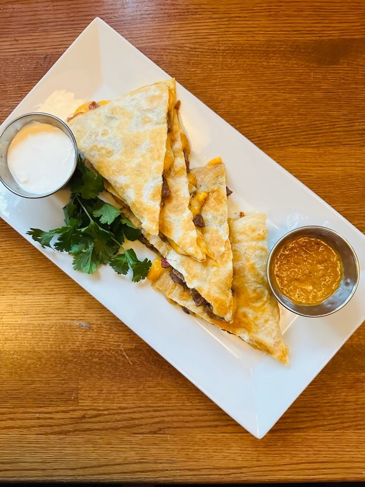 Verona Inn 624 Bloomfield Ave - Buffalo Chicken Mac