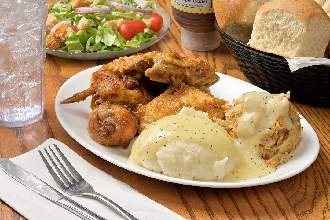 Dutch Valley Restaurant - Garlic Mushroom Swiss Burger