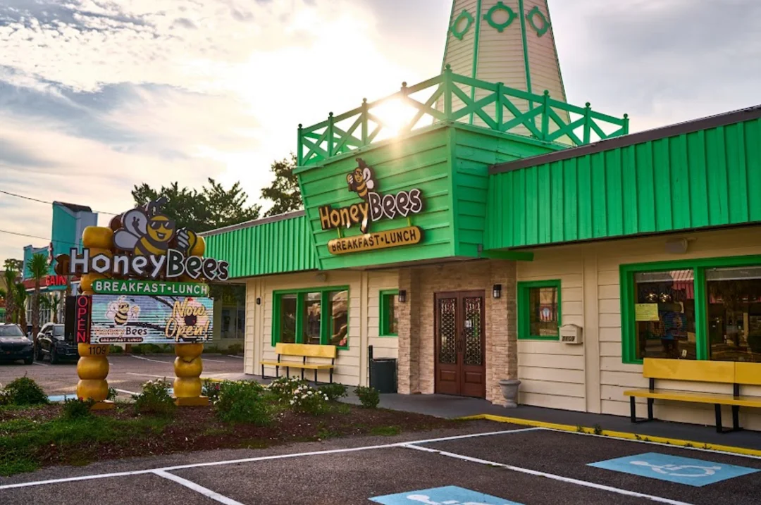 1109 S Kings Hwy - Starry lemon lime soda