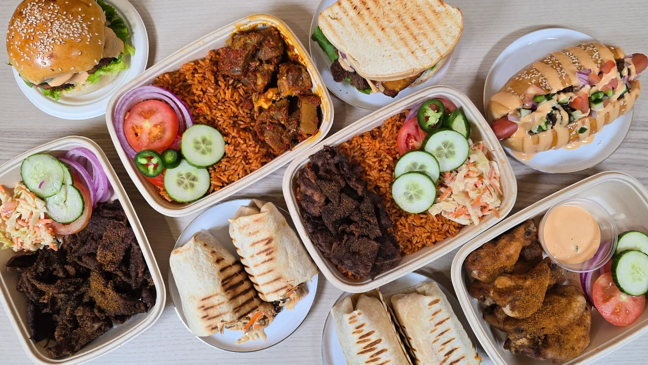 5A-2100 Bloor St W - Gizdodo