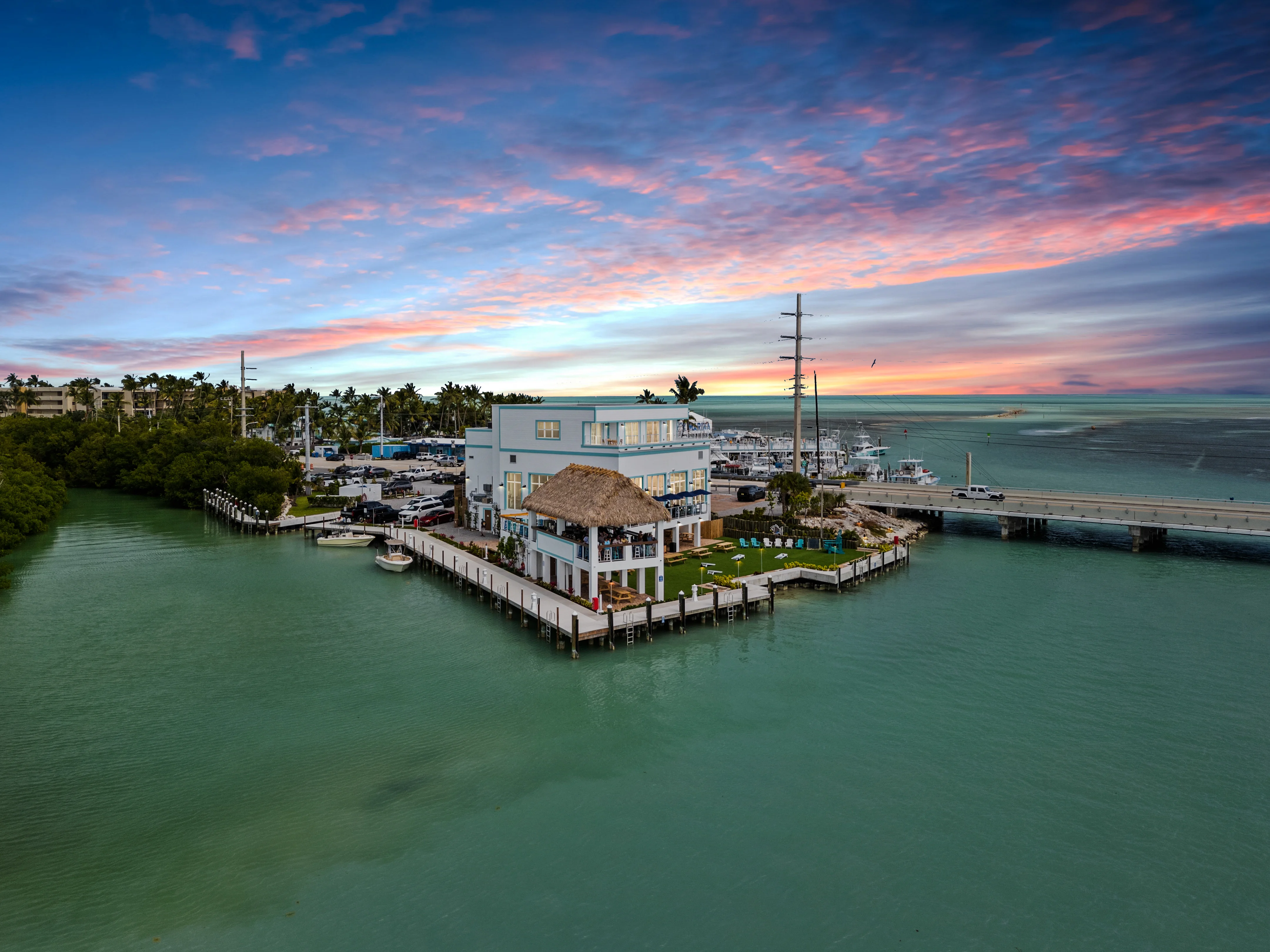 79786 Overseas Highway - Sweatshirt - X-Large