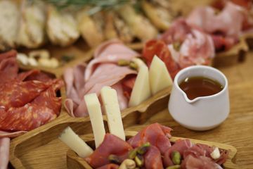 Facci Ristorante Baltimore | Toast