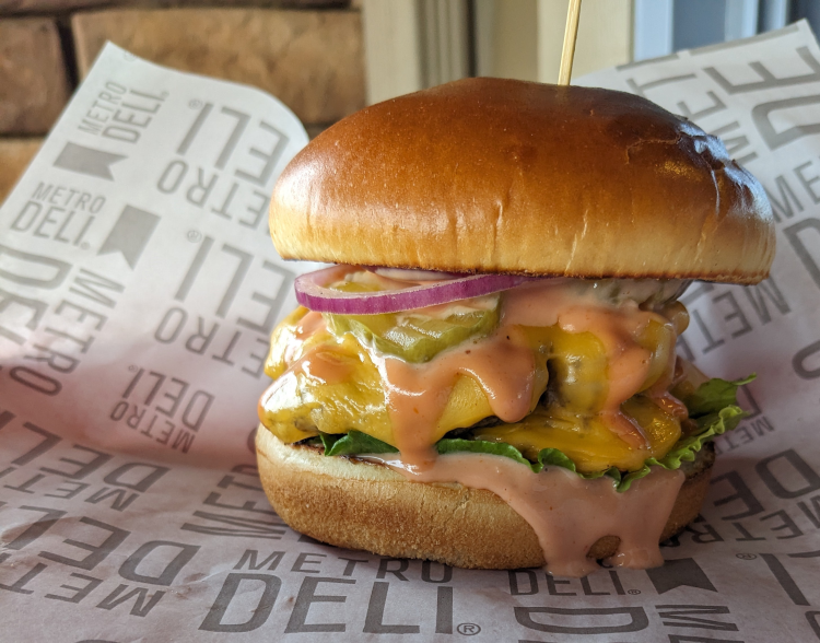 Lizzie B's Cafe - Bacon egg cheese bagel