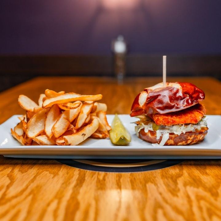 Buck and Honey's Mount Horeb | Toast