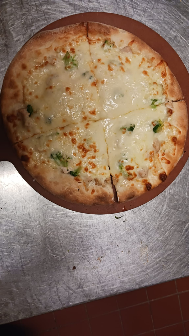 Pizzico Merrimack - LG Create Calzone