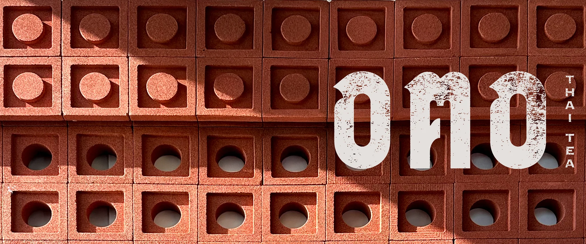 OMO Thai Tea - Thai Chocolate Float