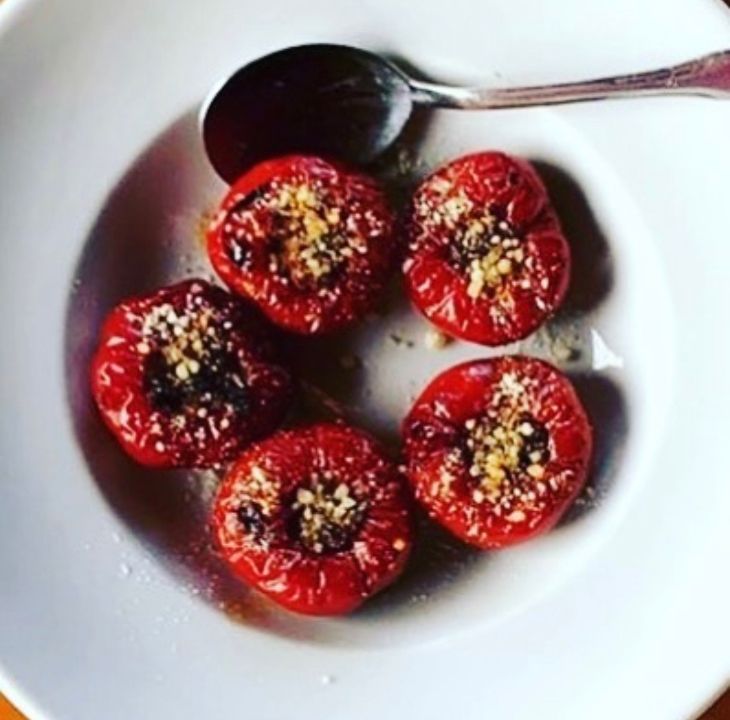 Il Bosco Pizza 4 6434 S. McClintock Dr. - Half/half red sauce