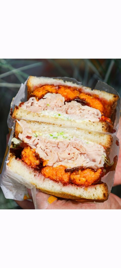 HOLY BURGER MIDDLETOWN | Toast