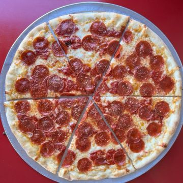 Brooklyn's Best Pizza and Pasta BB1 - 20 Oz. Soda