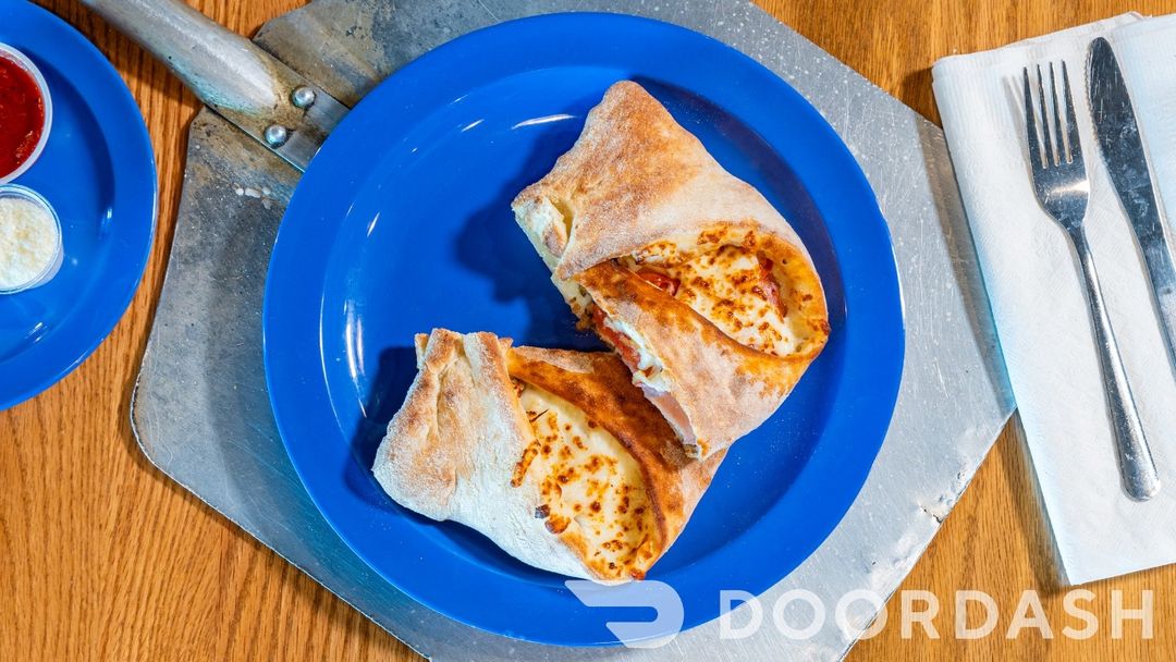 Shorty's Pizza Shack - Midway Plaza - Shorty's Cobb Salad