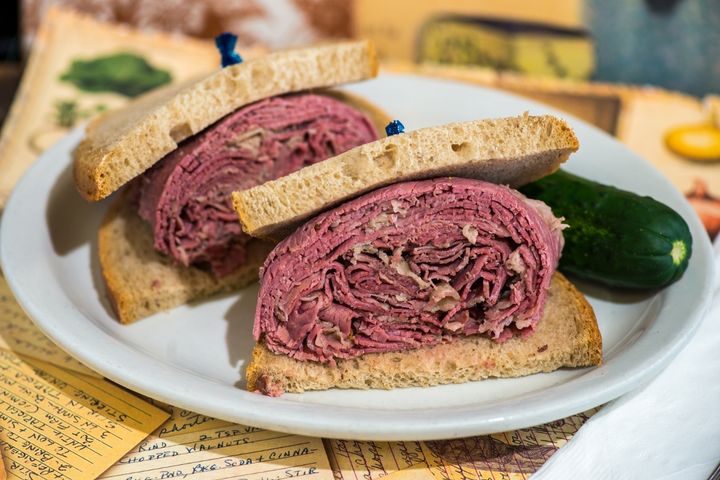 Hot Corned Beef Sandwich | Bagel Snack