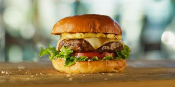 Oxnard - Maui Burger