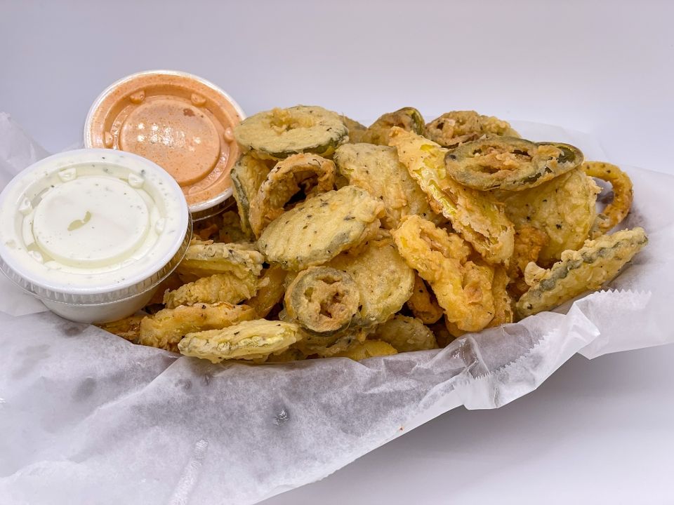 Wing Place - Aiken 732 E Pine Log Rd - Simple Green Salad Side