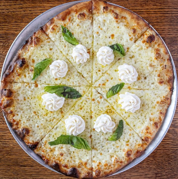 3800 N Calumet Ave - New Haven Tomato Pie