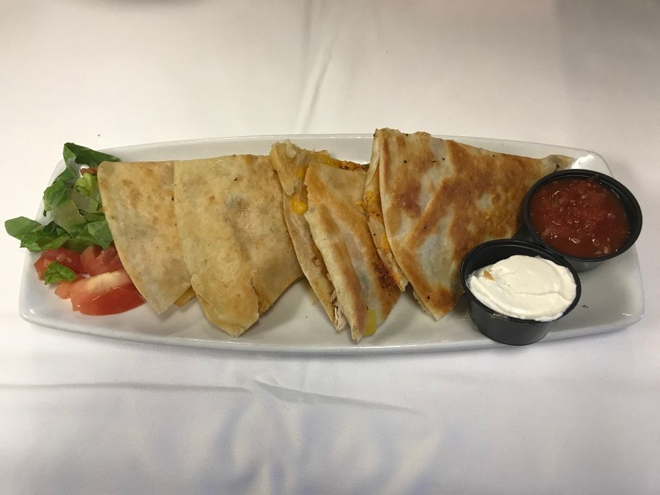 Fin's Eatery & Spirits - 1/2 Wigley Reuben