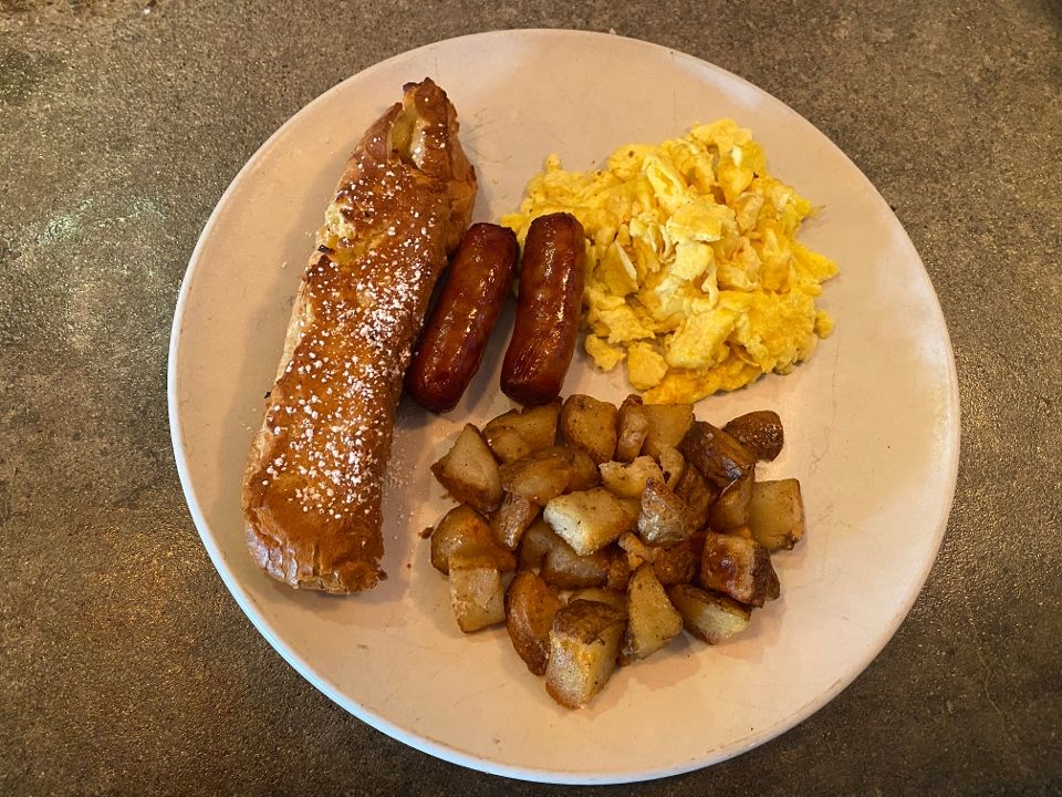 Beaumont's Neighborhood Eatery - Side Avocado