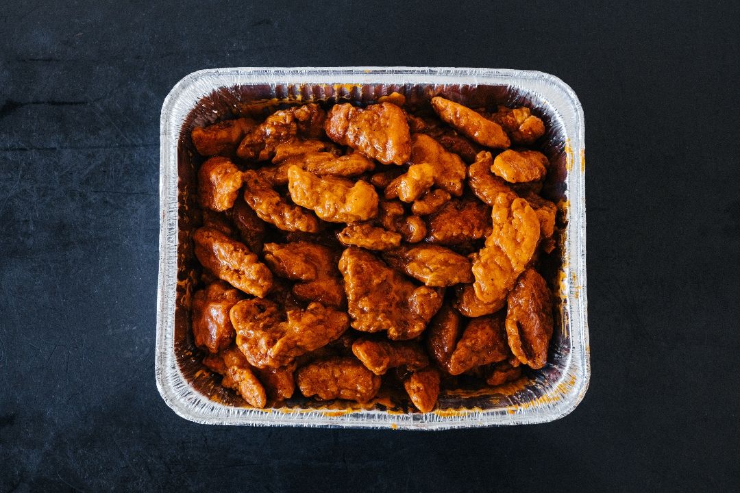 The Wing Dome - Kirkland 232 Central Way - 50 Wings (serves 6 to 8)