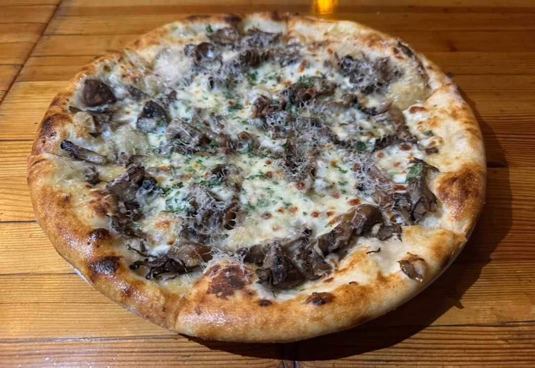 Eight Acres Kitchen & Bar | Toast
