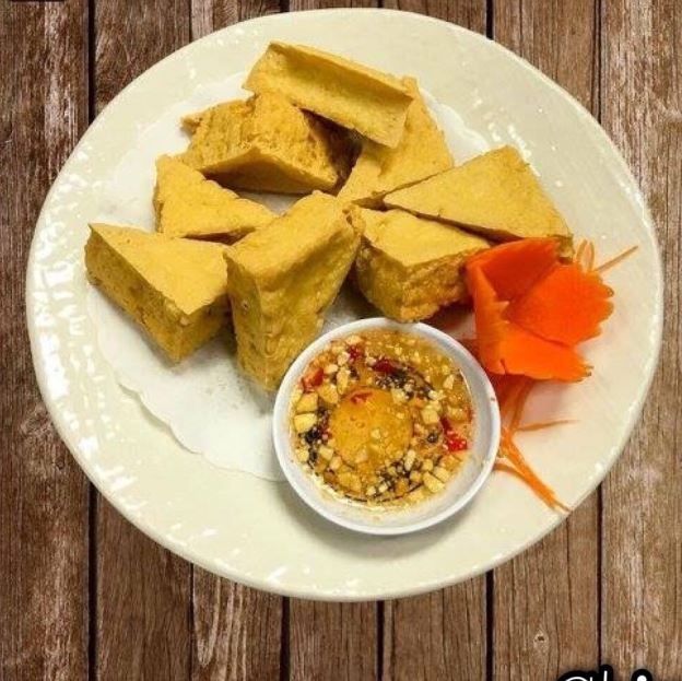 Chim Thai Cafe Milford 196 East Main Street - (D) Red Curry