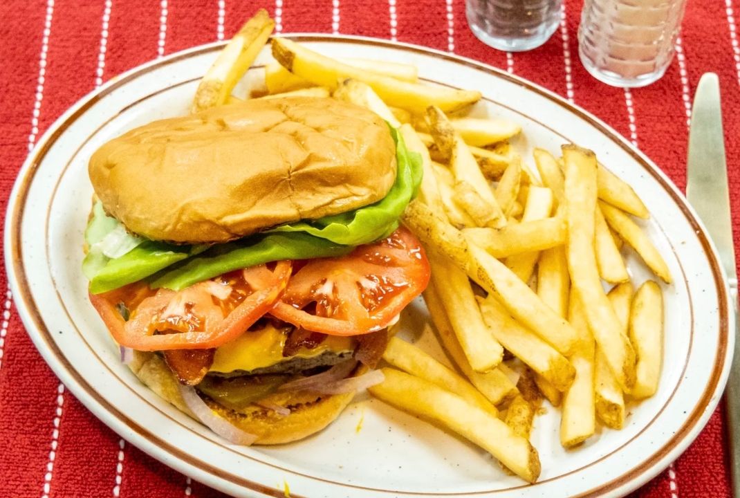 Starkville Cafe - Brunswick Stew & Grilled Chesse