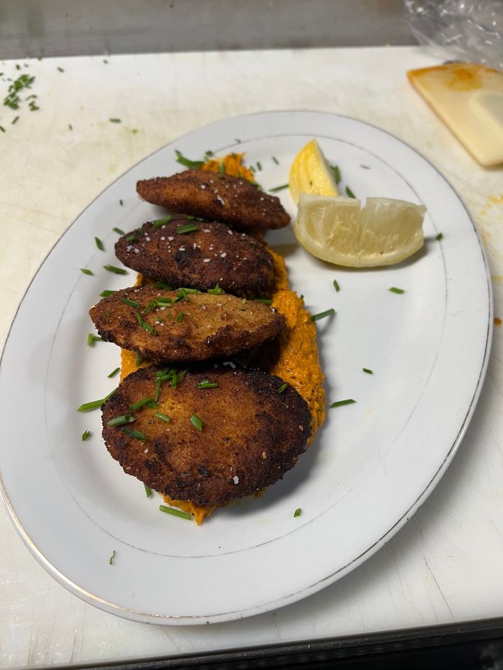 Fancy Pizzeria - Cheese Plate Charcuterie