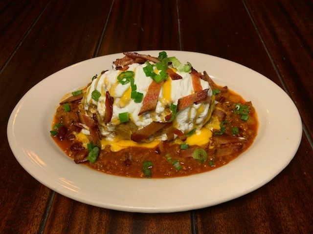 Breadsoda Bar, Deli and Billiards - Crezancy Rouge Shorty