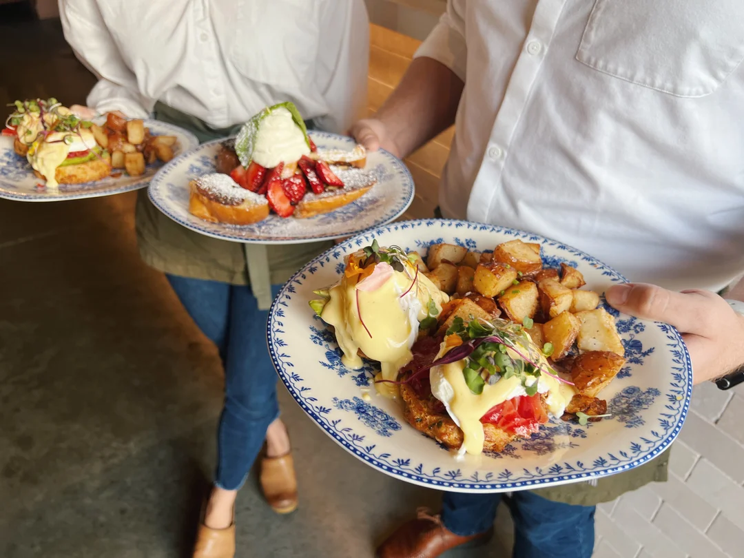 2520 Columbia House Blvd #108 - Seafood Omelette