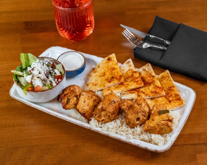 Agora Buckhead Buckhead - Mix Gyro Plate