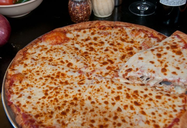 Locatelli’s-Grant Rd - 17" Signature Pizza