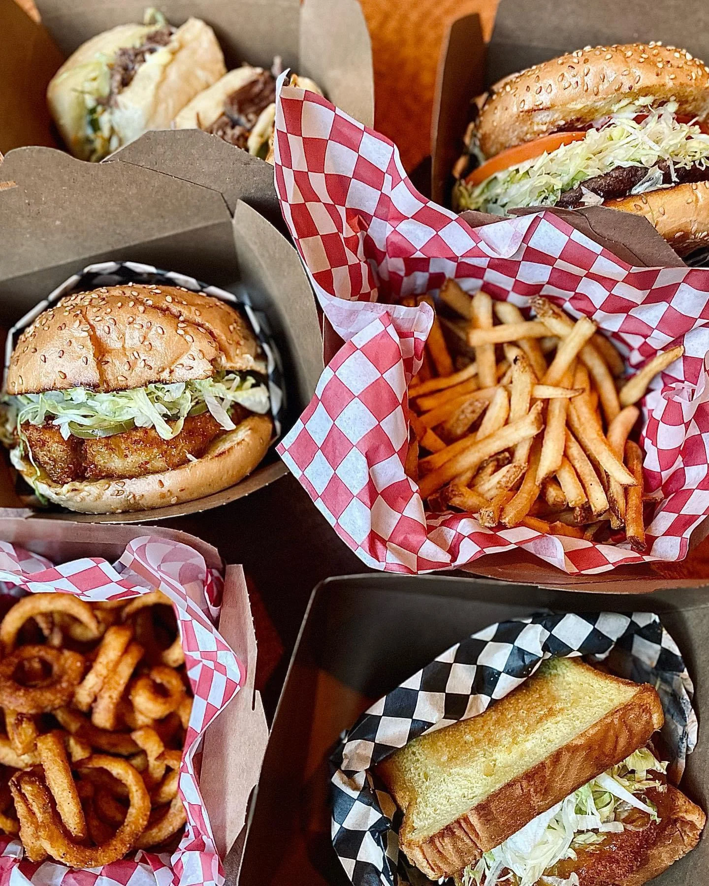 533 NE Killingsworth Street - Large Mixed Greens (Togo)