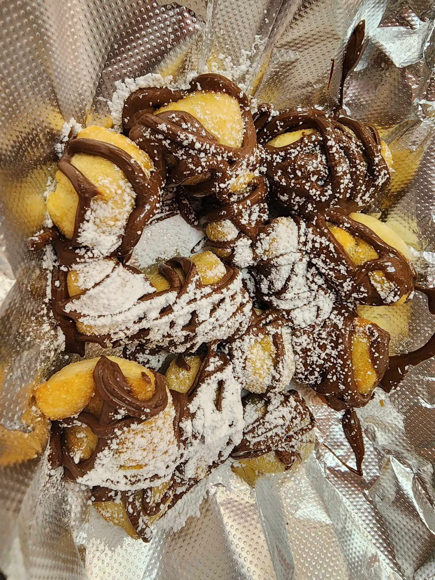 Bellagio Pizza & Grill - LG CHEESE PIZZA