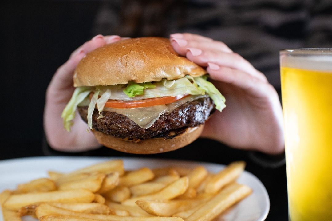 MJ O'Connor's Back Bay - Greens & Goat Cheese Salad