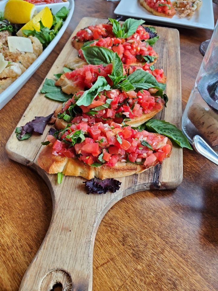 Gio Modern Italian - Bunnhabhain