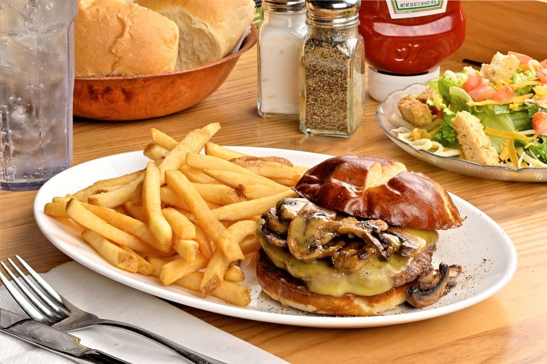 Essenhaus Restaurant & Bakery - Iced Tea Strawberry Basil Tea 8 Tea Bags