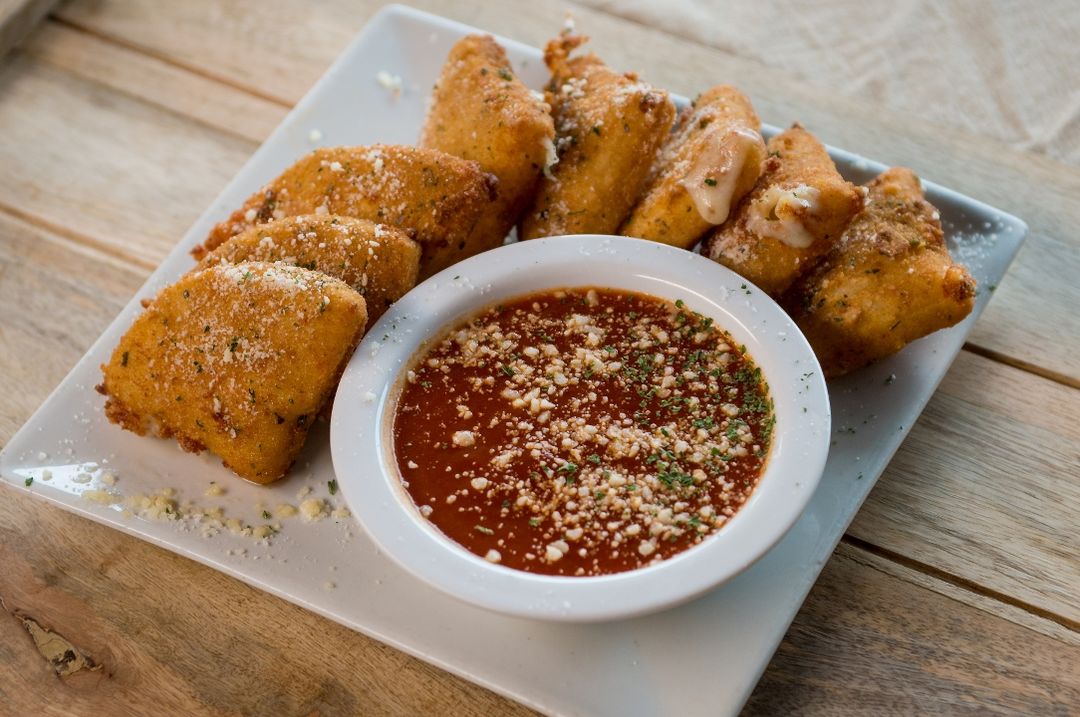 Monte Cello's Ross Township - Ginger Ale, 20oz