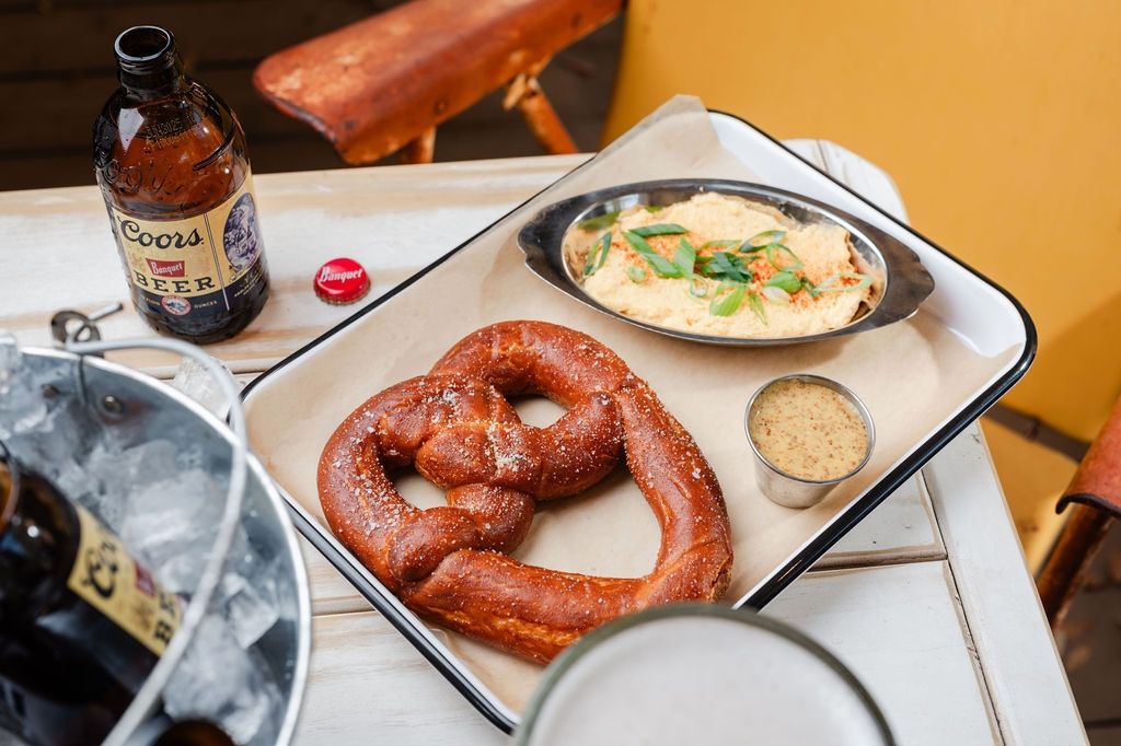 Otto's Ice House - 6 pc - 1/2 Buffalo, 1/2 SOTX