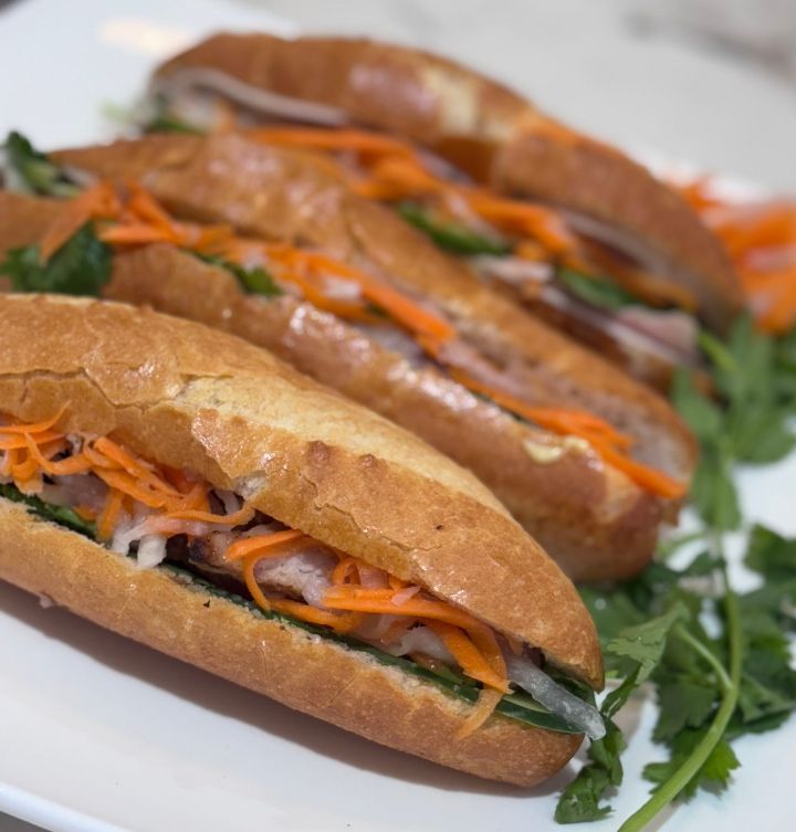 Lotus Tea - B5 - Mini Banh Mi