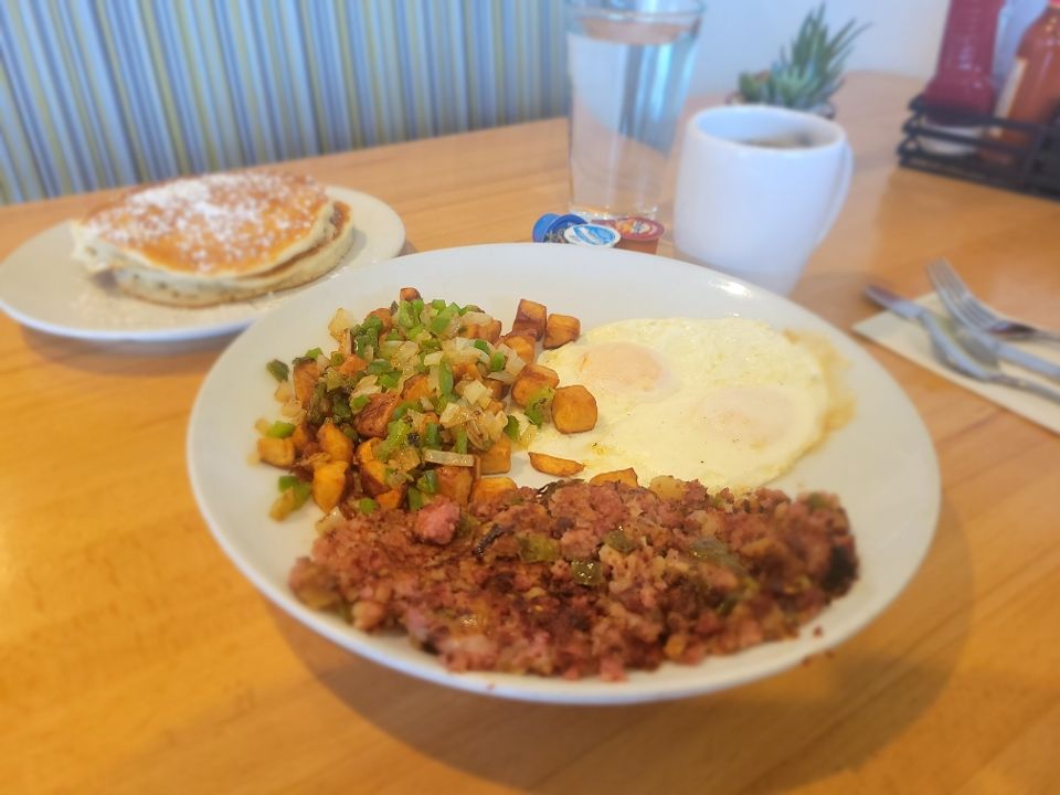 Honey Biscuit Breakfast & Lunch - Pot Roast Melt