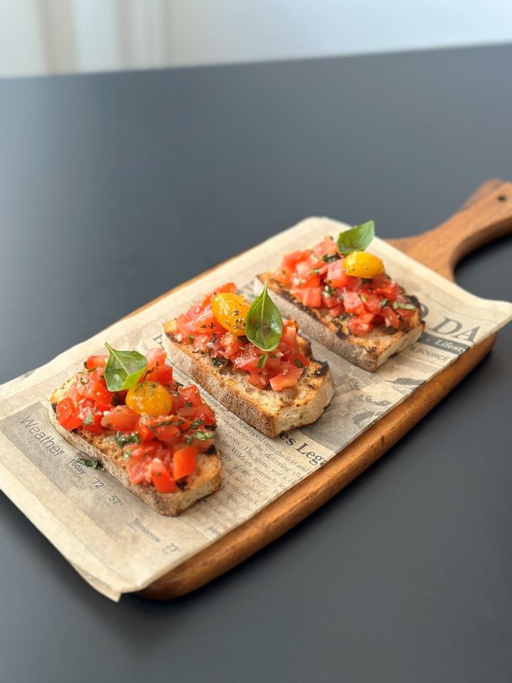 THAT'S AMORE | Toast